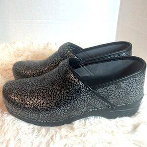 Dansko | Shoes | Dansko Xp Professional Nonslip Metallic Silver Black ...